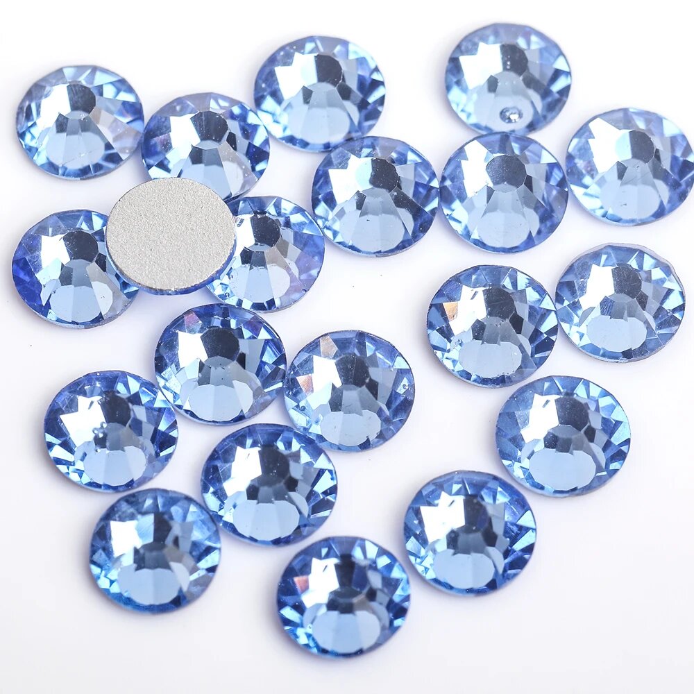 Стразы Nailsworld Light Sapphire SS16 (1440шт)