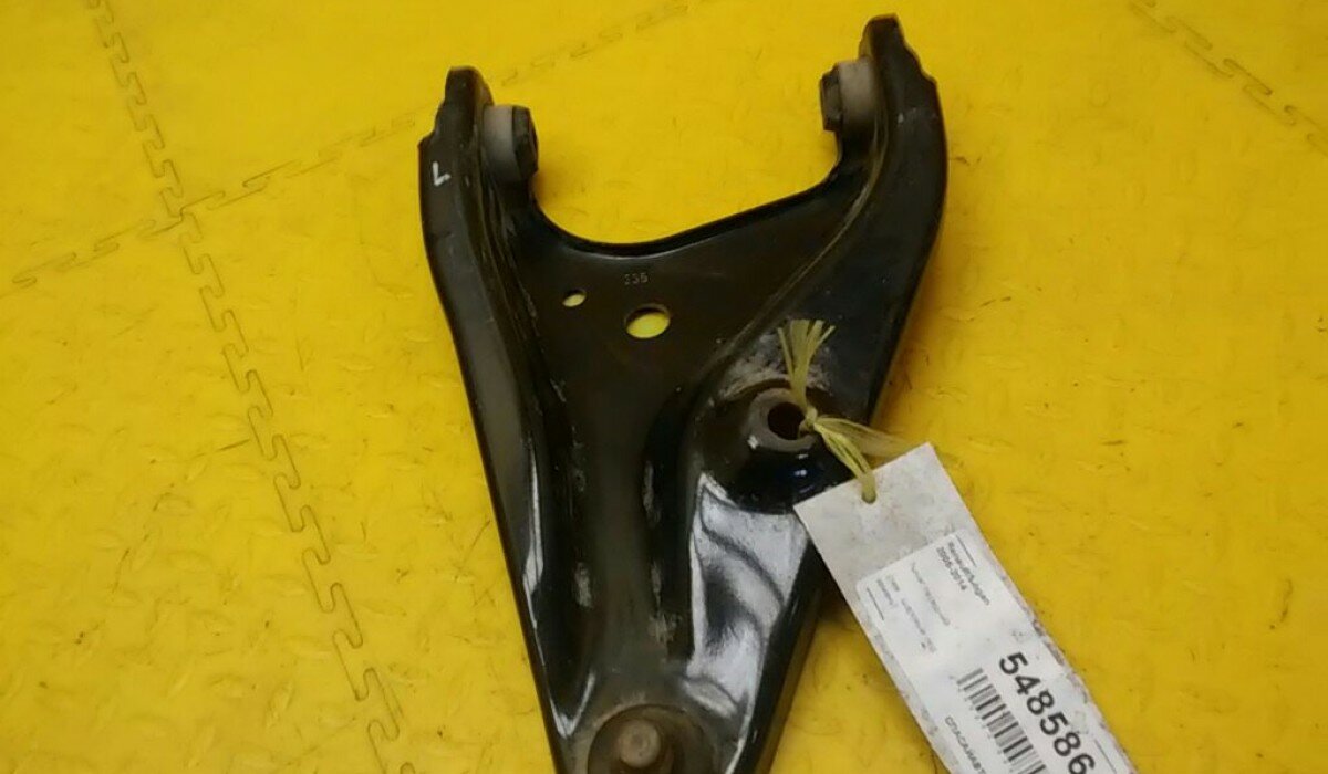 Рычаг передний Logan I Renault