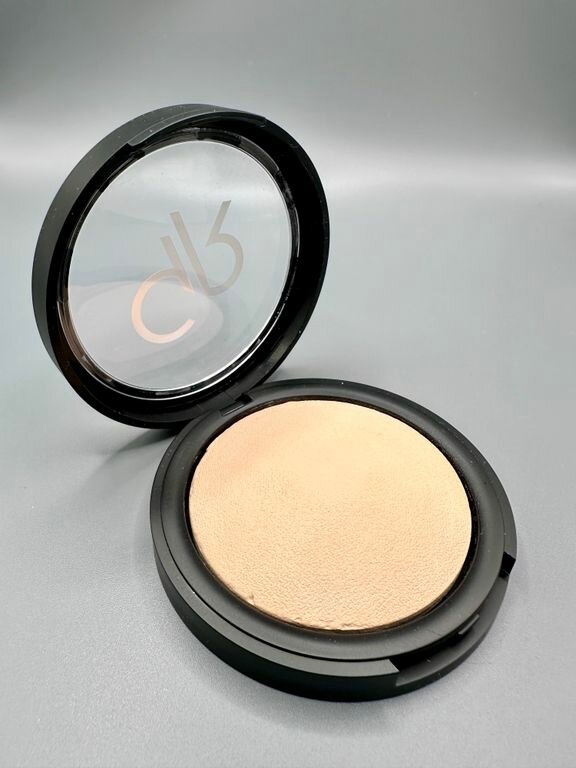 Golden Rose Пудра компактная MINERAL Terracotta Powder, тон 01