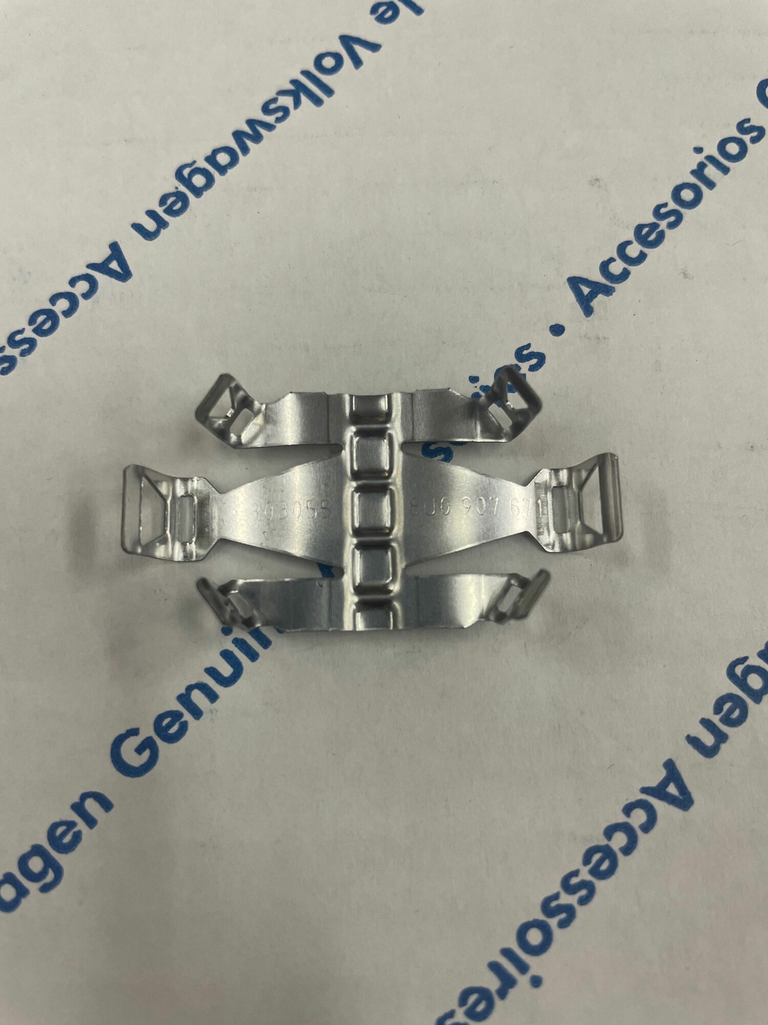 VAG 8U0907671 Кронштейн датчика дождя для AUDI SEAT SKODA VW