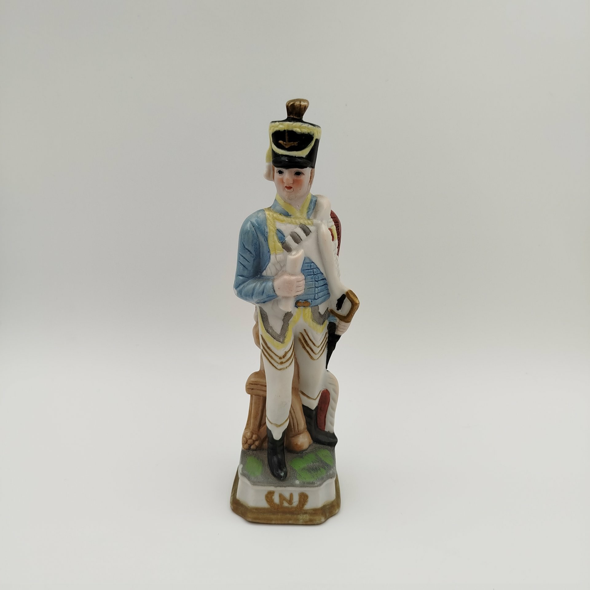 Статуэтка "Офицер армии Наполеона", бисквит, роспись, Западная Европа, 1970-1990 гг.