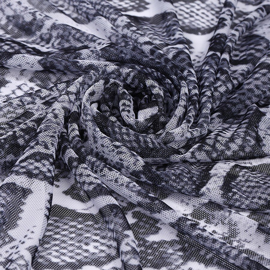 Сетка эластичная TBY. SZ025816 100г/м² принт Питон ш.160см, цв. белый+черный уп.3м