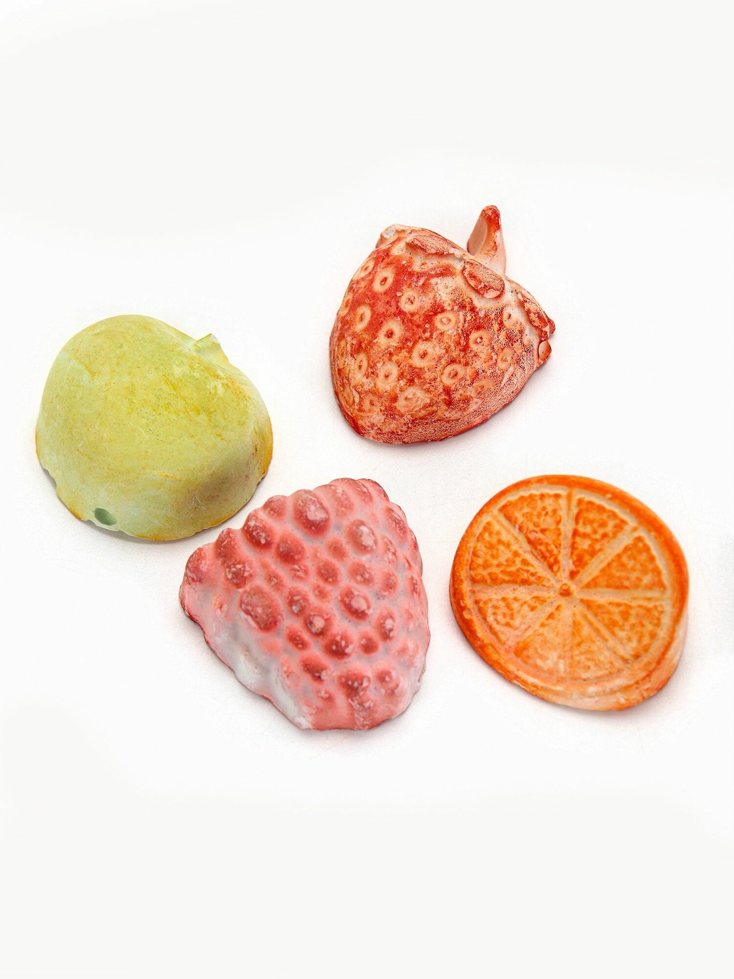 Минеральный камень для грызунов, фрукты, набор из 4 шт, 18г.