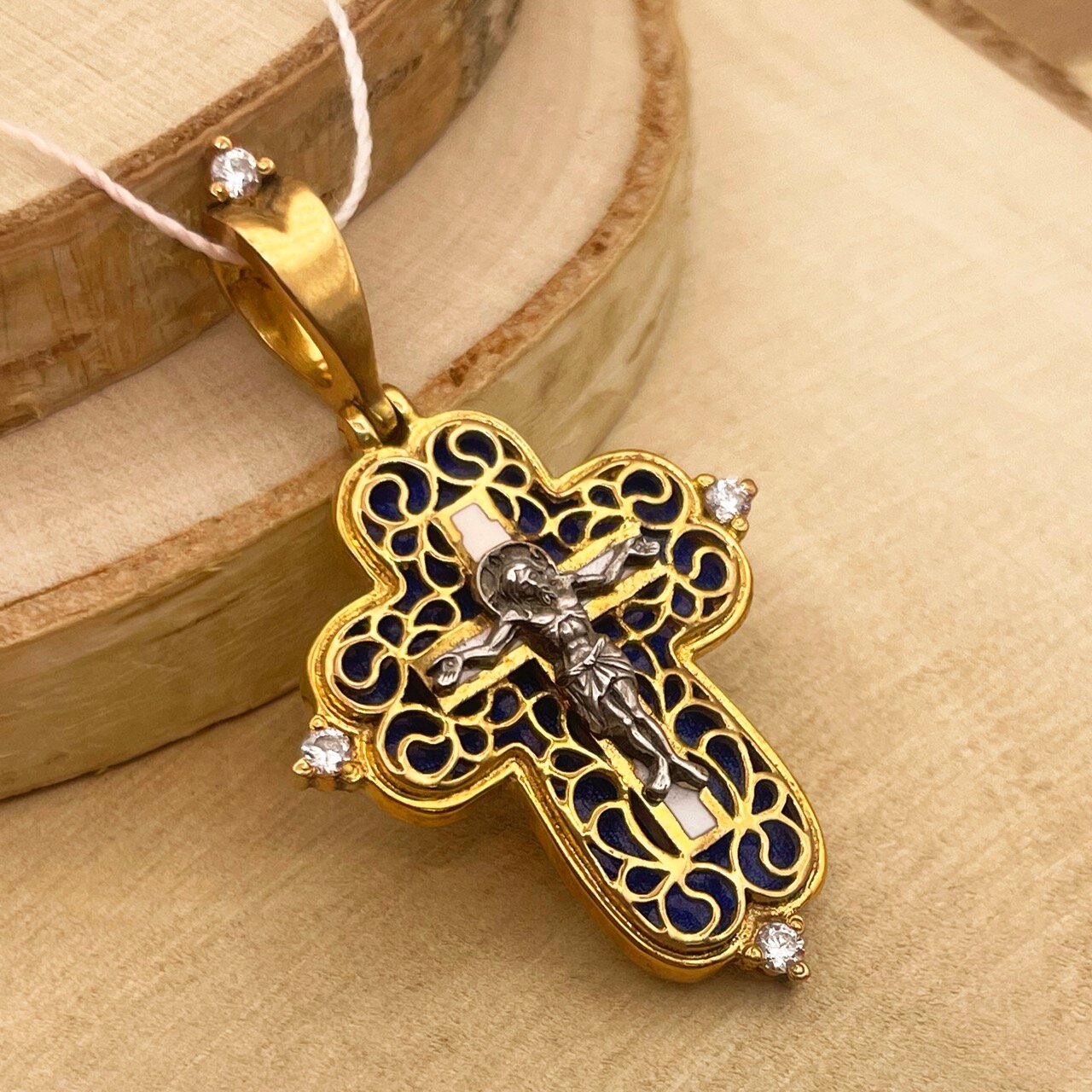 Крестик, серебро, 925 проба, оксидирование, золочение, чернение, фианит