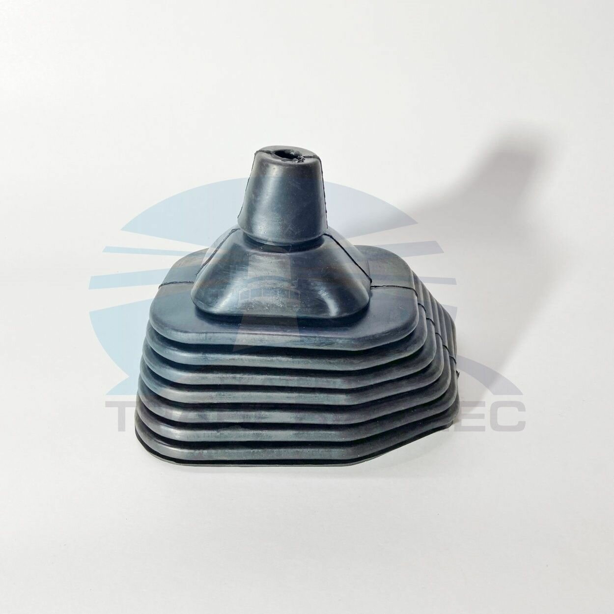 Чехол рычага (кулисы) КПП для FOTON 1093 1099 (1110817300003)