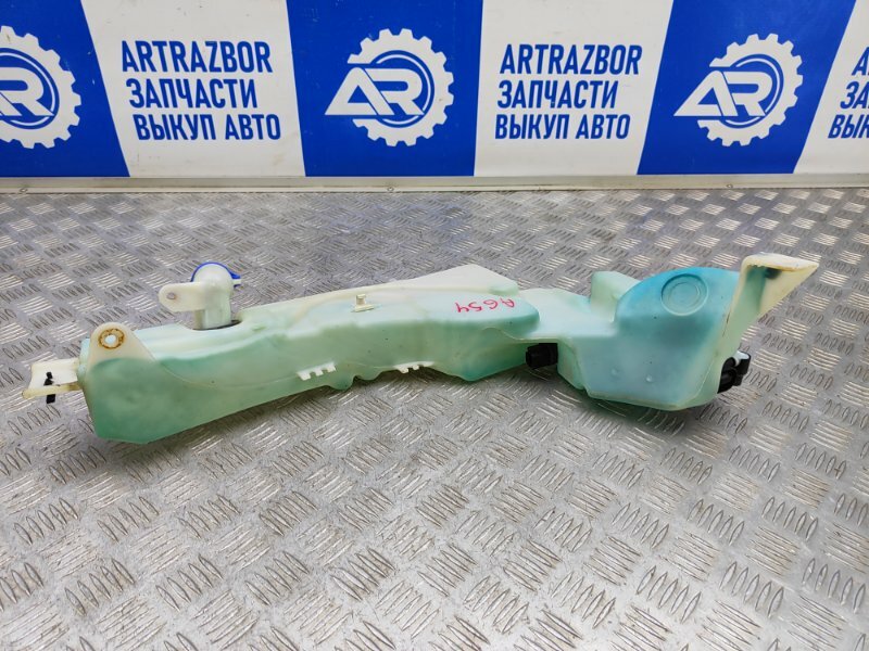 Б/У Бачок омывателя лобового стекла Ford Focus 2 / Форд Фокус 2 1.6 HWDA 100 Л.С. купе 2006
