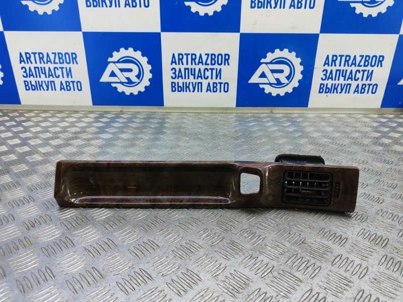 Б/У Дефлектор воздушный правый Ssangyong Musso FJ / Сангйонг Musso FJ 2.9 602900 (OM662) 95 Л.С 1996