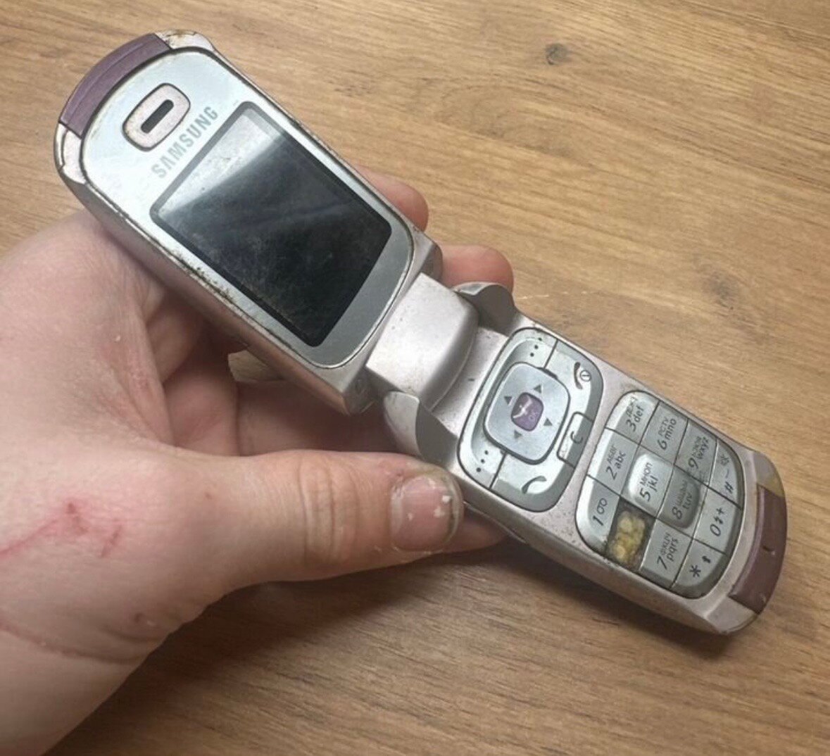 Samsung SGH-E530