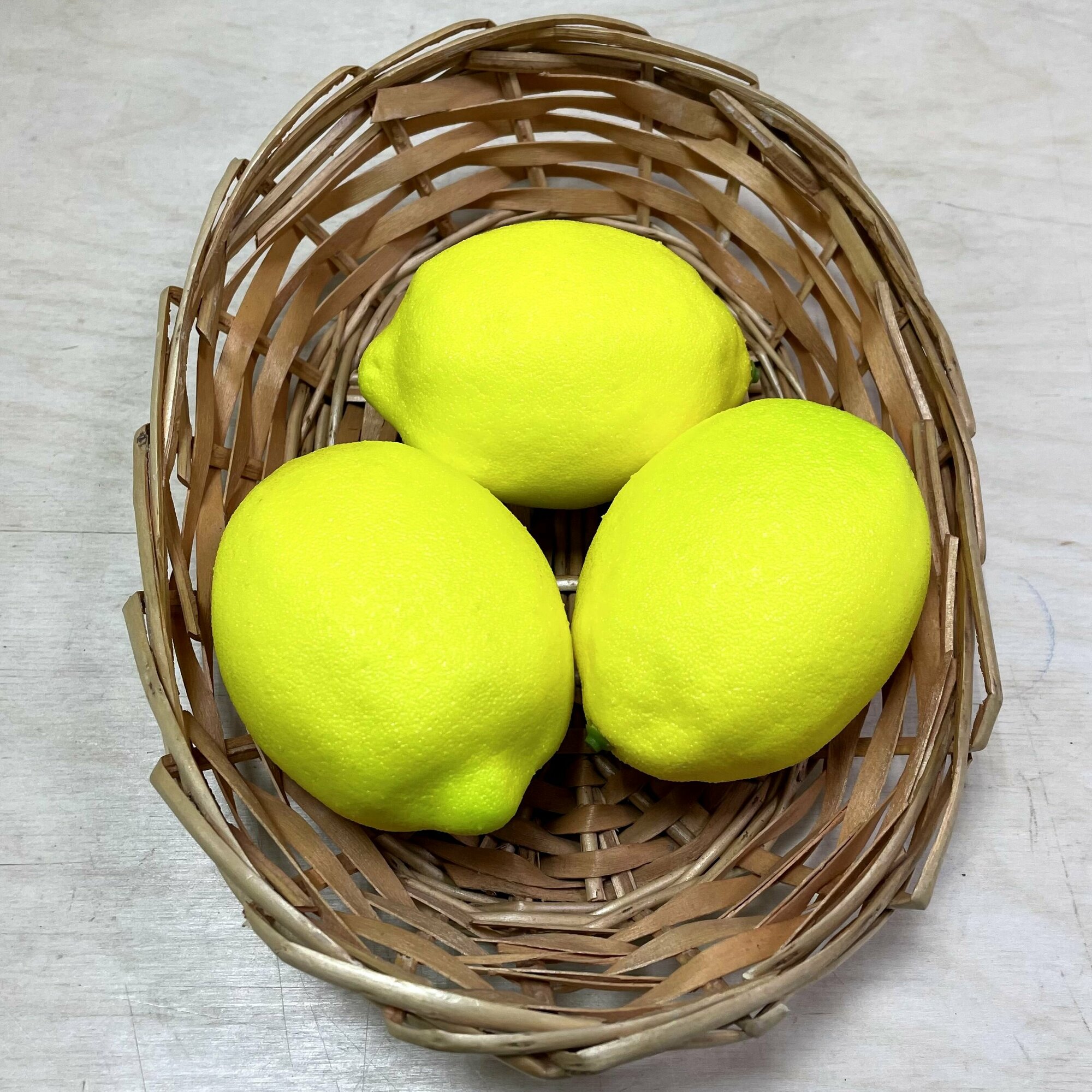 Искусственный декоративный фрукт Лимон, 10см / Муляж лимона/3 шт