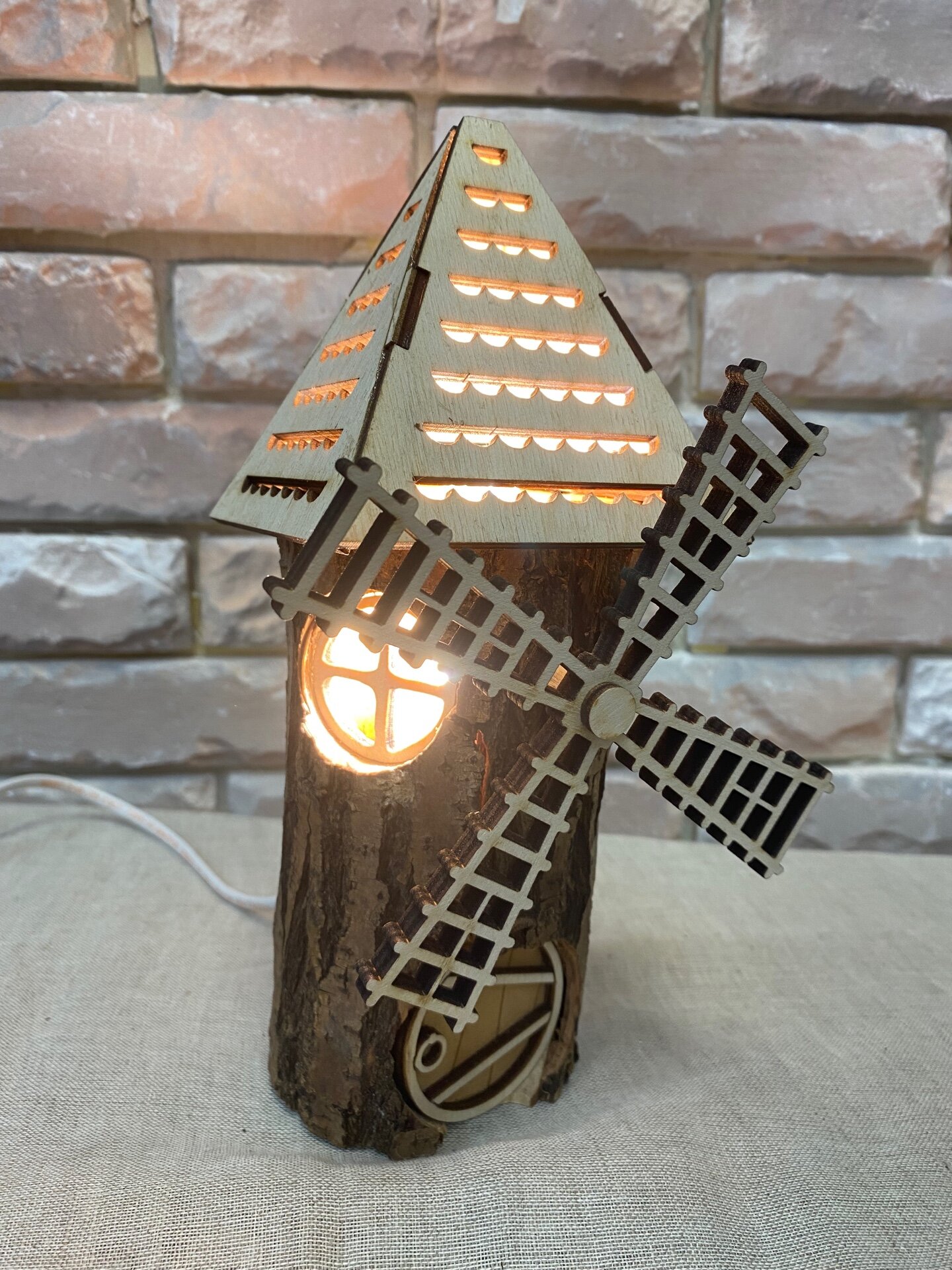 Декоративный светильник " Мельница" от бренда ООО "Егерь-Арт"