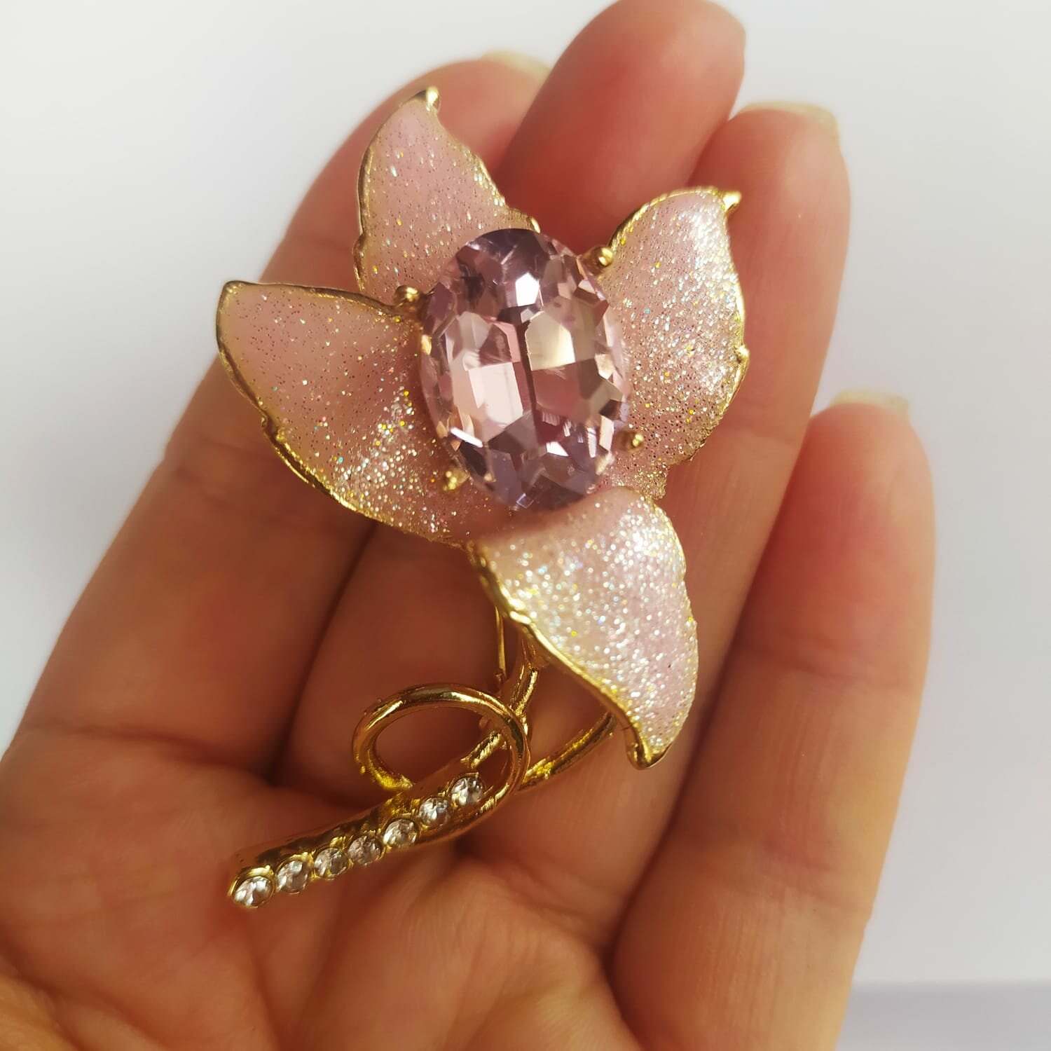 Брошь, эмаль, стразы