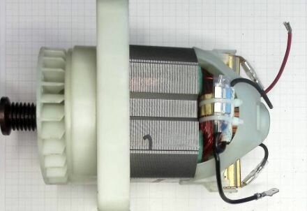 Мотор в сборе для электрической газонокосилки Makita ELM4121 (YA00000928)