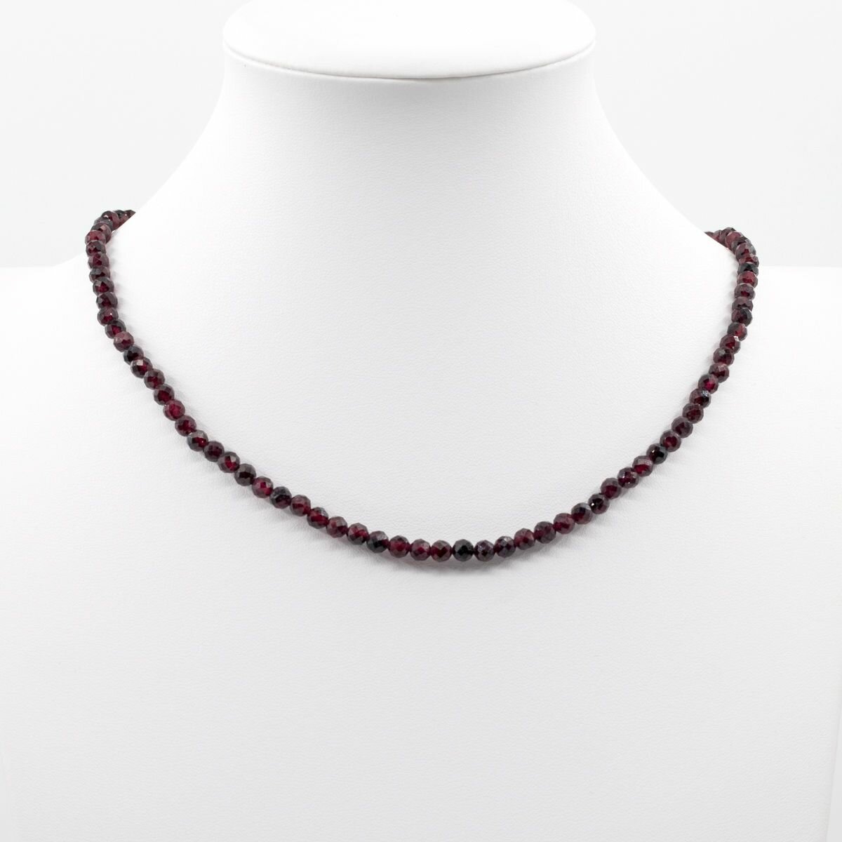 Колье, гранат