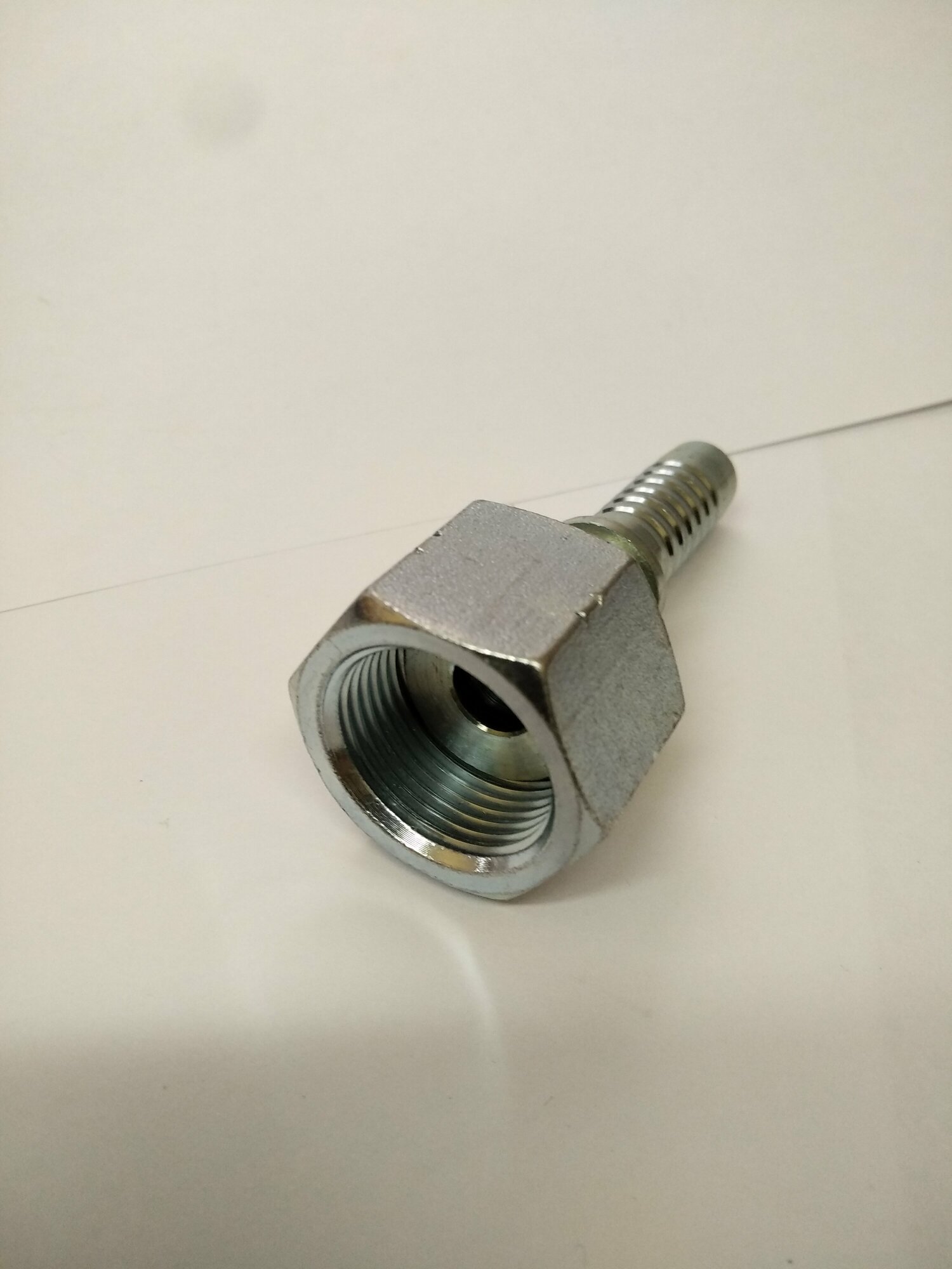 Фитинг 1/2" ORFS 1"х14