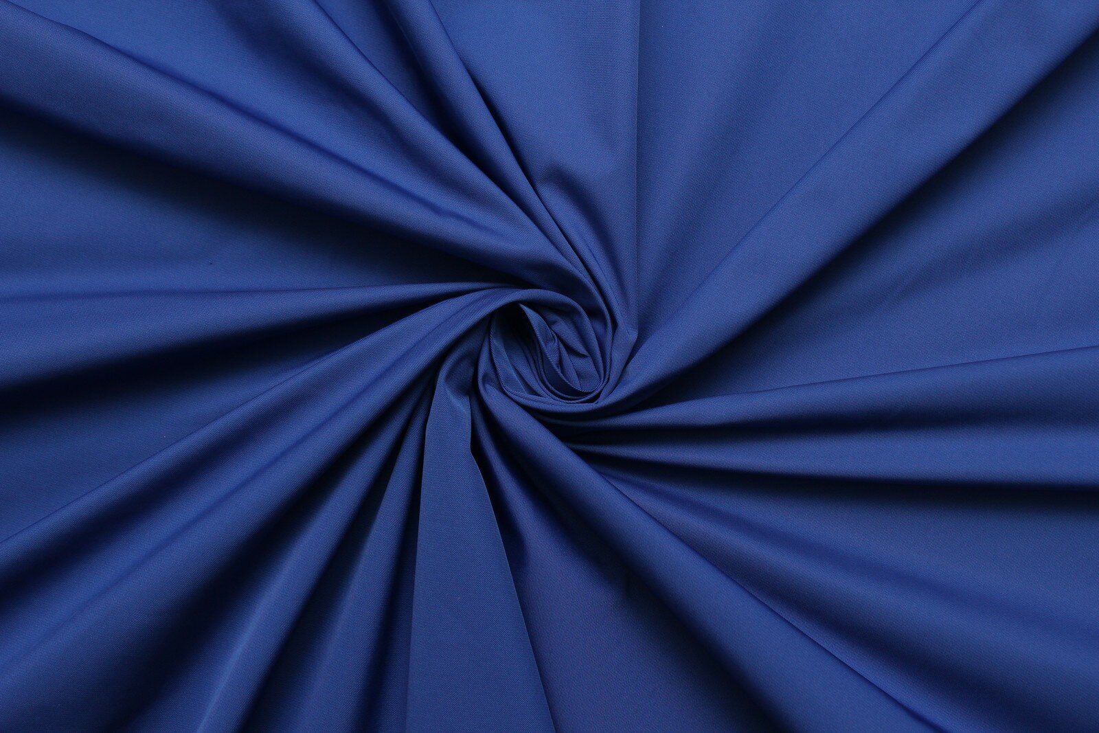 Ткань плащёво-курточная с лёгким водоотталкивающим эффектом яркая васильково-синяя, ш144см, 0,5 м