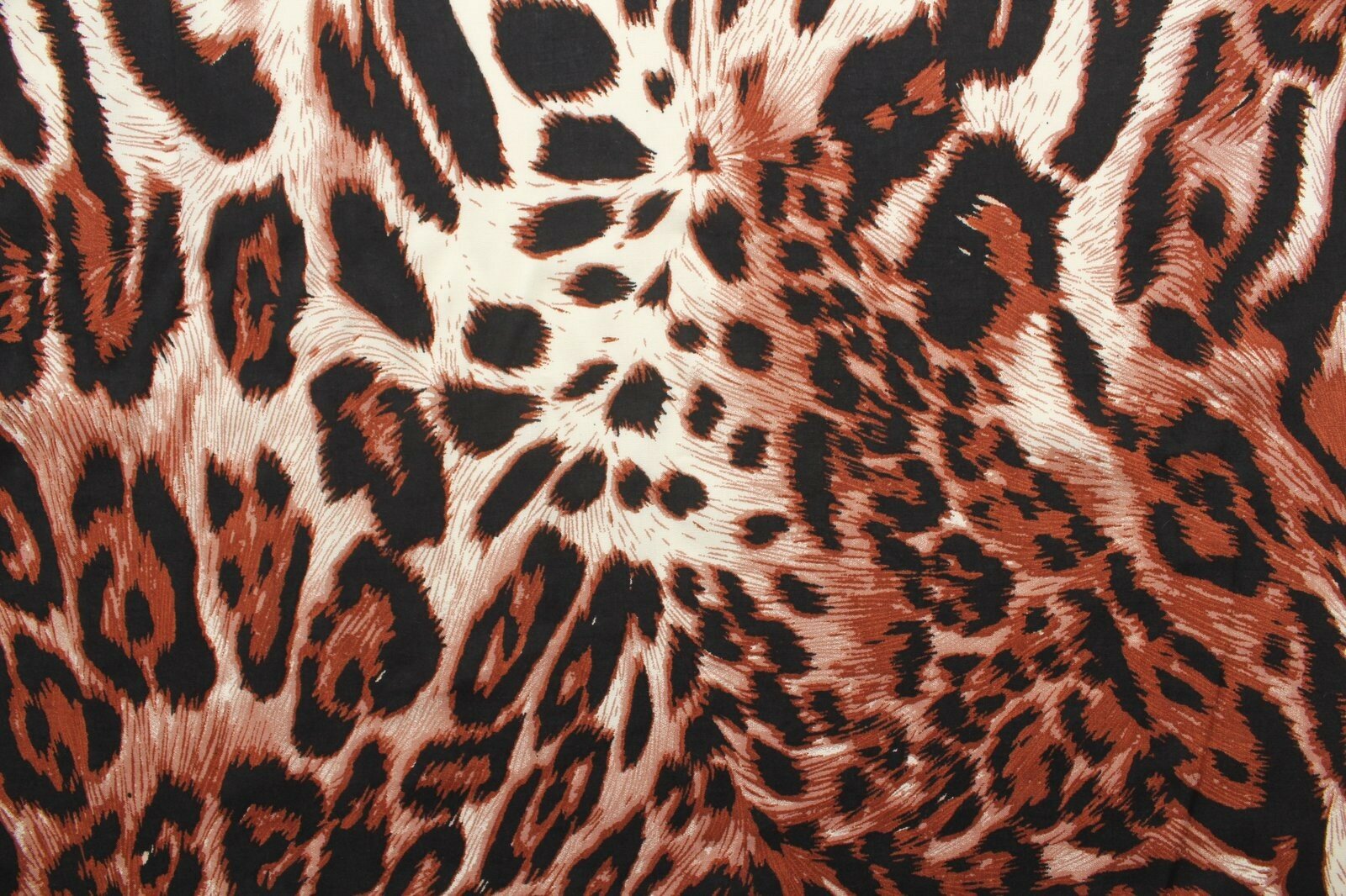 Ткань Вискоза блузочно-плательная хищный окрас чёрно- коричневый, ш142см, 0,5 м
