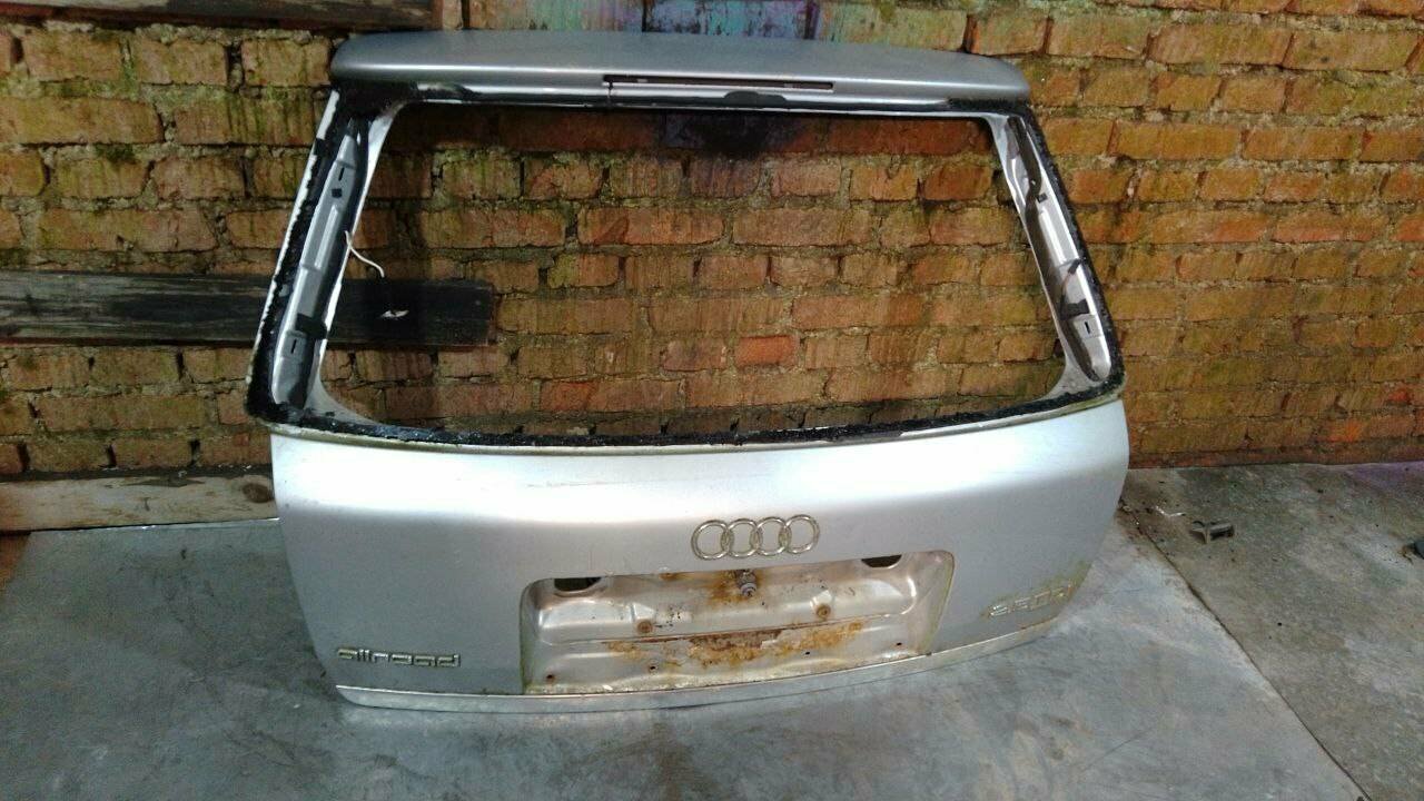 Крышка багажника со стеклом Audi A6 C5 2000