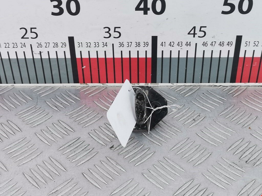 Скоба замка багажной двери (ответная часть) BMW 3-Series (E46) 51247201562 арт. 1903556