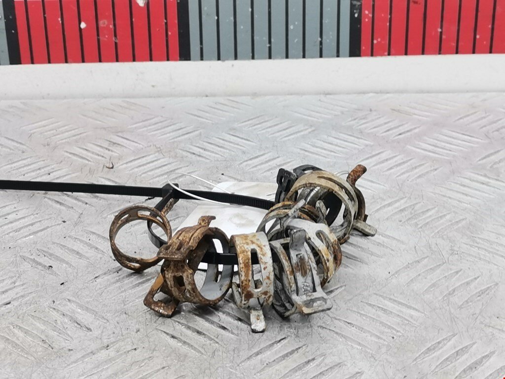 Хомут металлический Volkswagen Touareg 1 11617798304 арт. 1978470