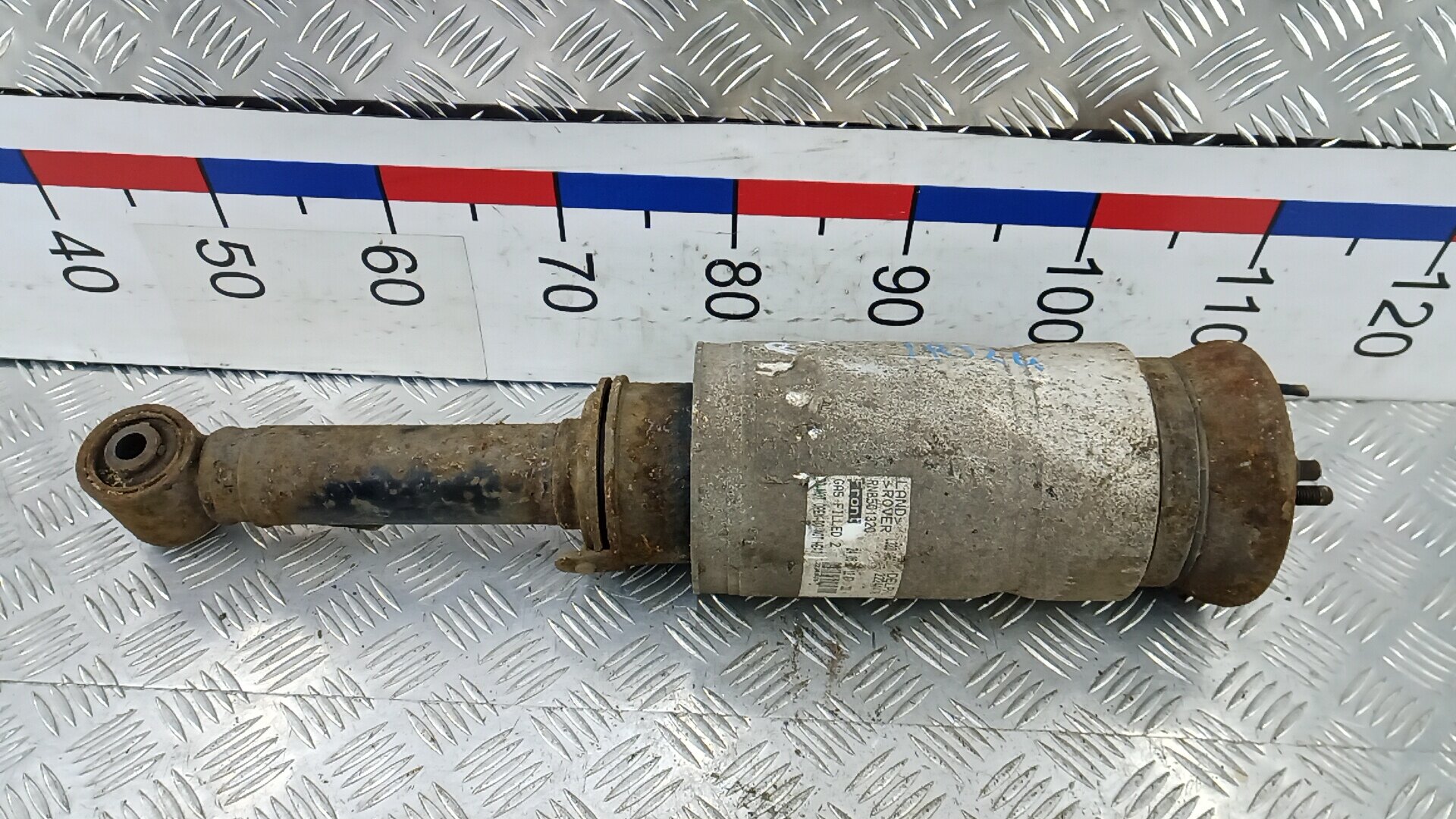 Стойка передняя правая LAND ROVER RANGE ROVER SPORT, Номер RNB501320