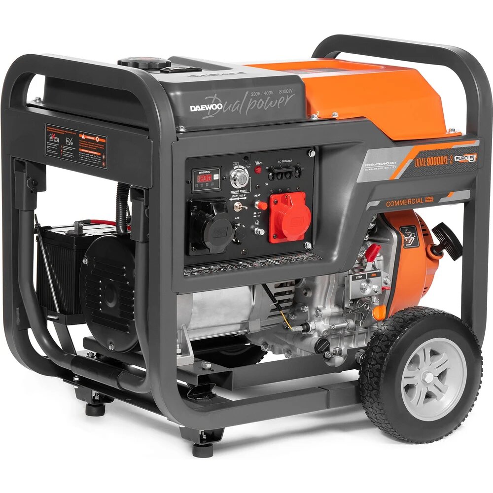 Дизельный генератор с функцией Dual Power Daewoo DDAE 9000DXE-3 (2024), зеленый