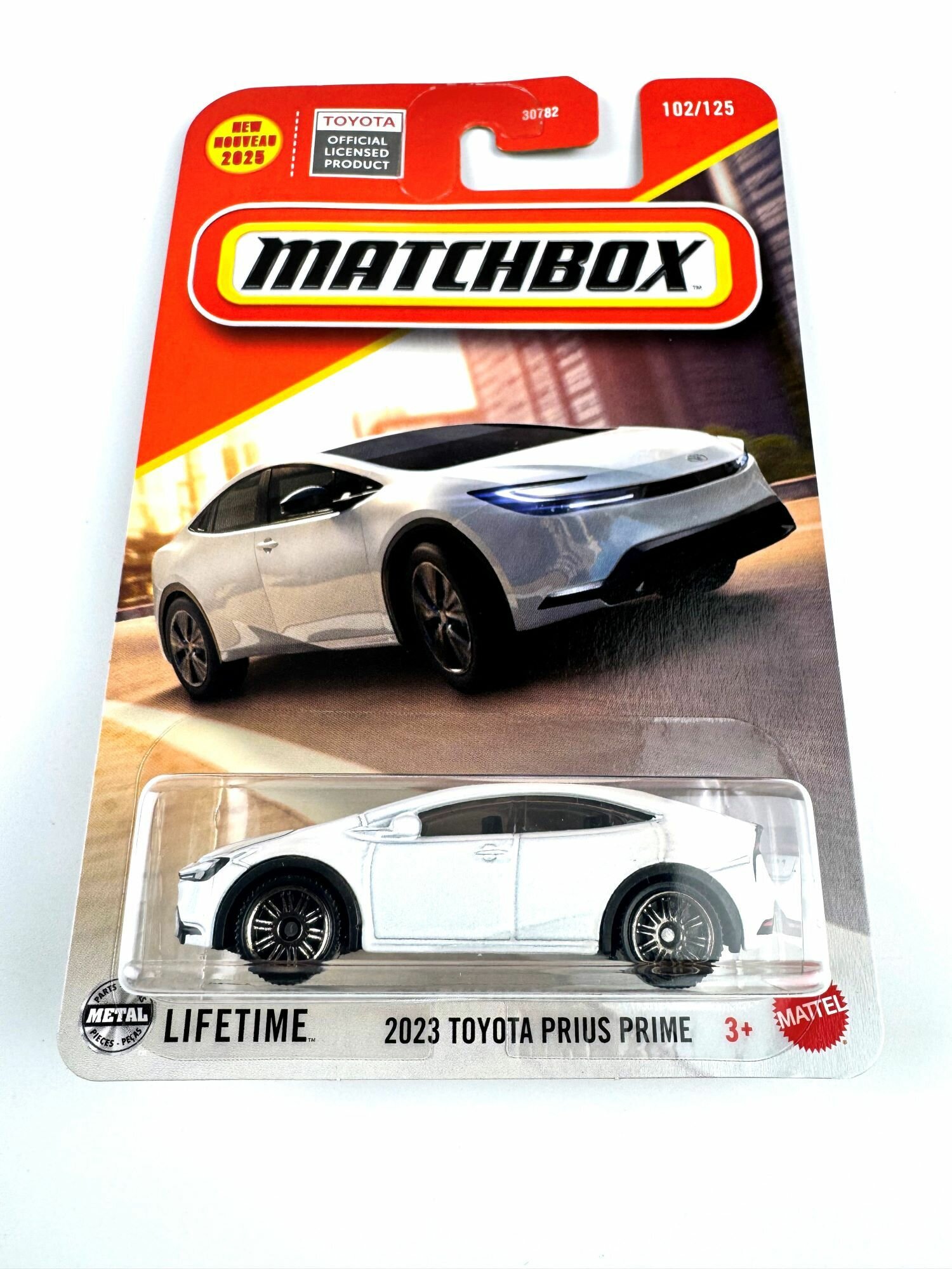 Машинка Matchbox 2025-30782 Basic Car:2023 Toyota Prius Prime
