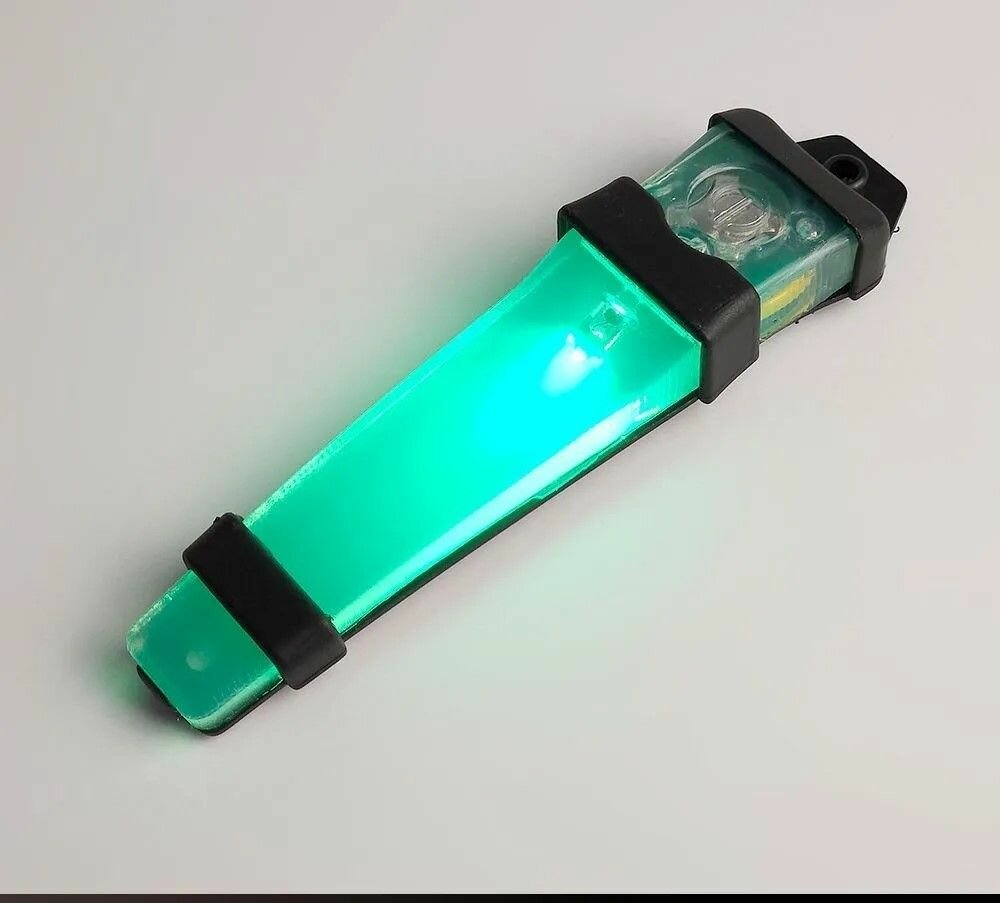 Световой сигнальный маркер, маячок нашлемный , зеленый