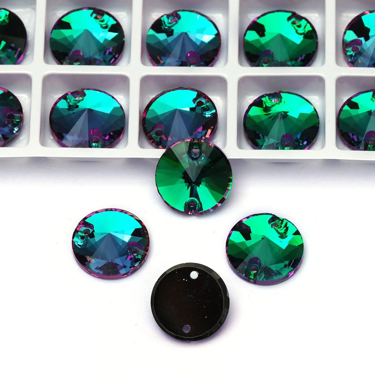 Стразы стеклянные Emerald Vitrail 10мм 30шт