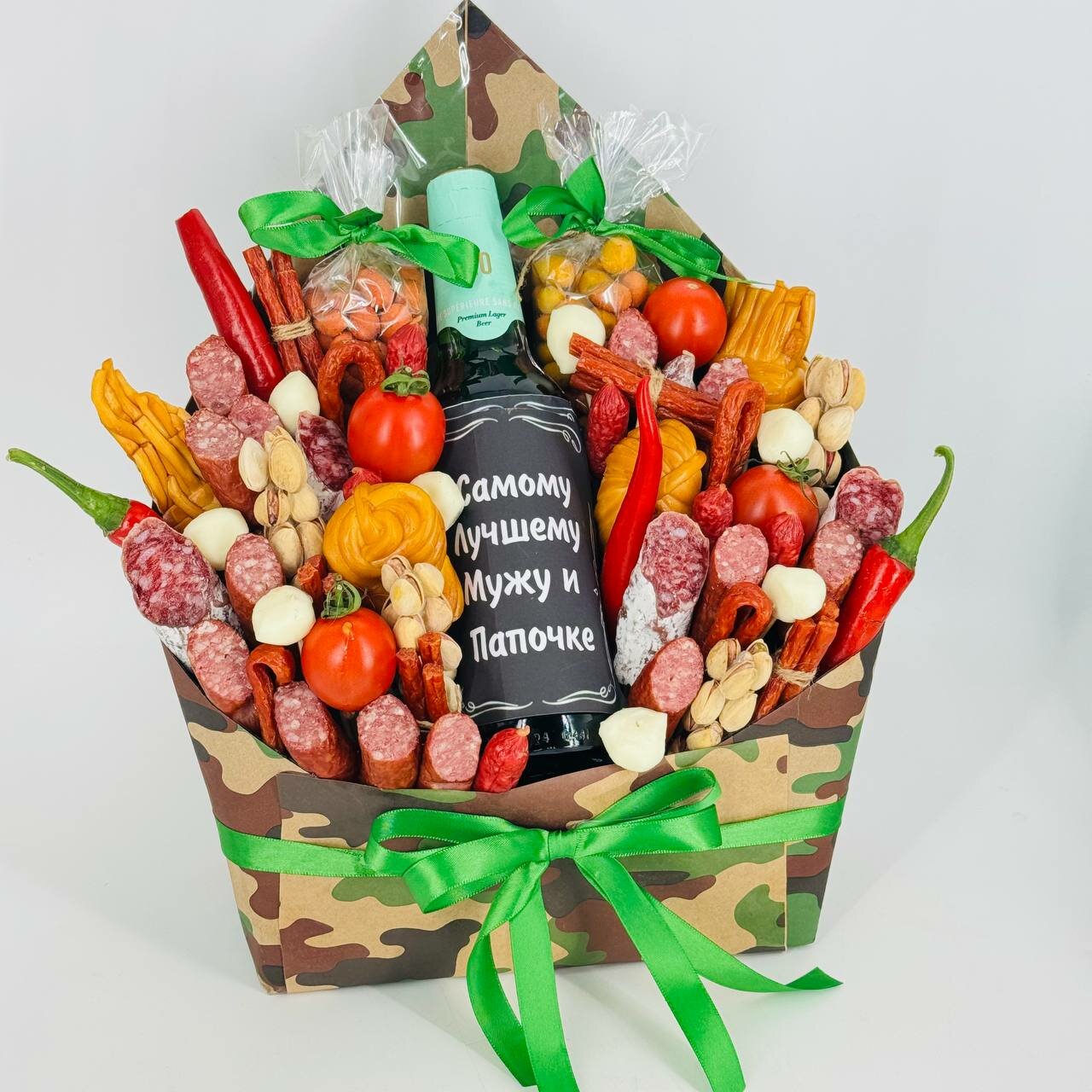 "Самому лучшему мужу и папочке" колбасный букет на 23 февраля и день рождения для мужчины