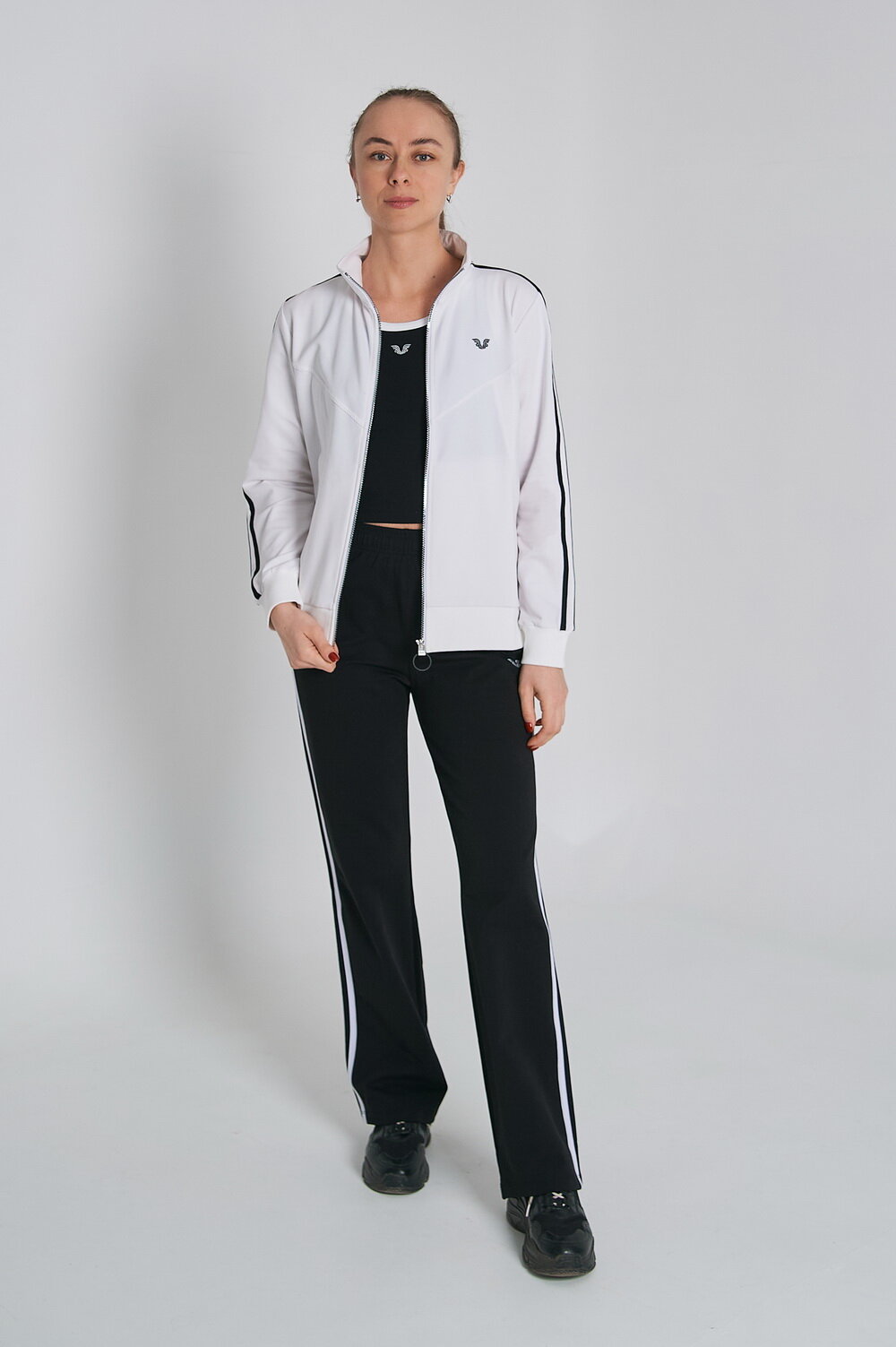 Костюм спортивный