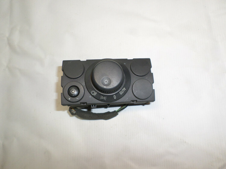 Блок управления светом фар 94701007 BX 0728 0320 04063061 Опель Астра H - S-54