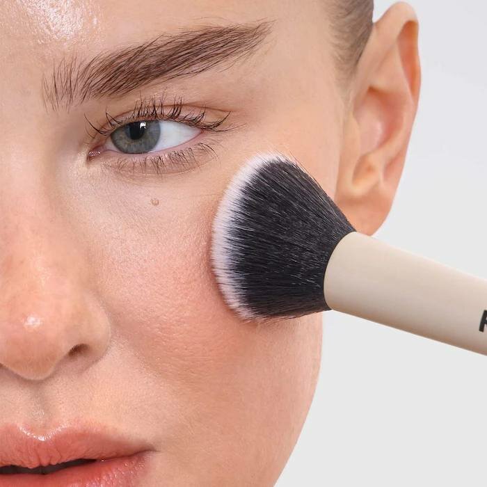 Кисть для макияжа Refy Complexion Brush, двусторонняя, веганская — фото 1
