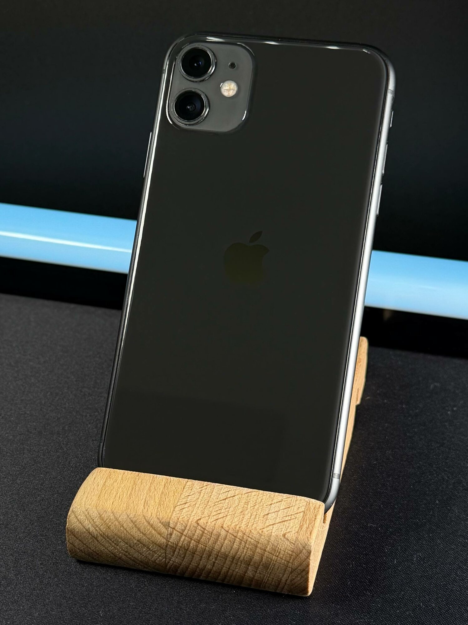 Смартфон Apple iPhone 11, 128gb, Black, LZ, nano SIM + eSIM