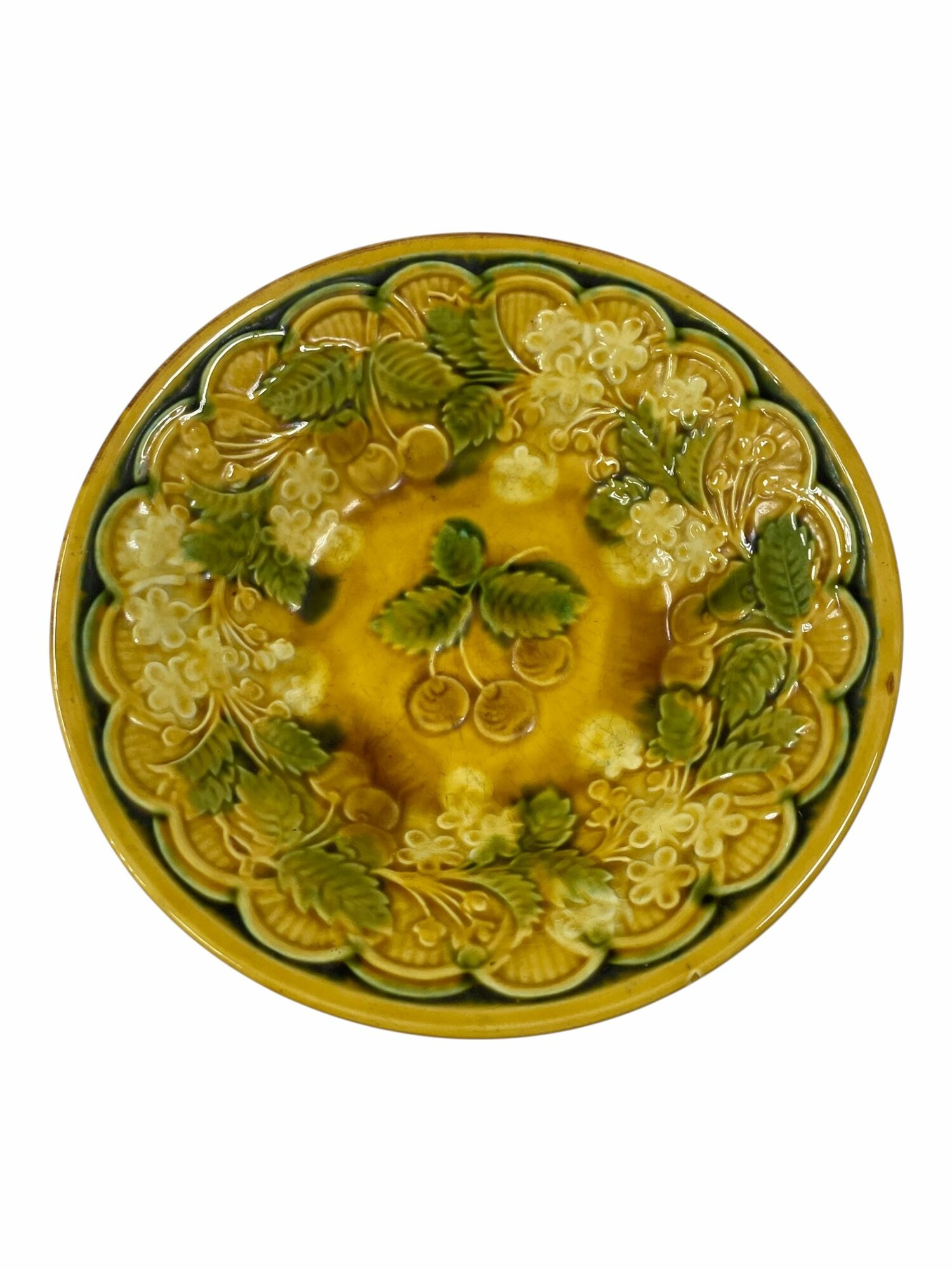 Тарелка фаянс ЗИК для фруктов, сделано в СССР.