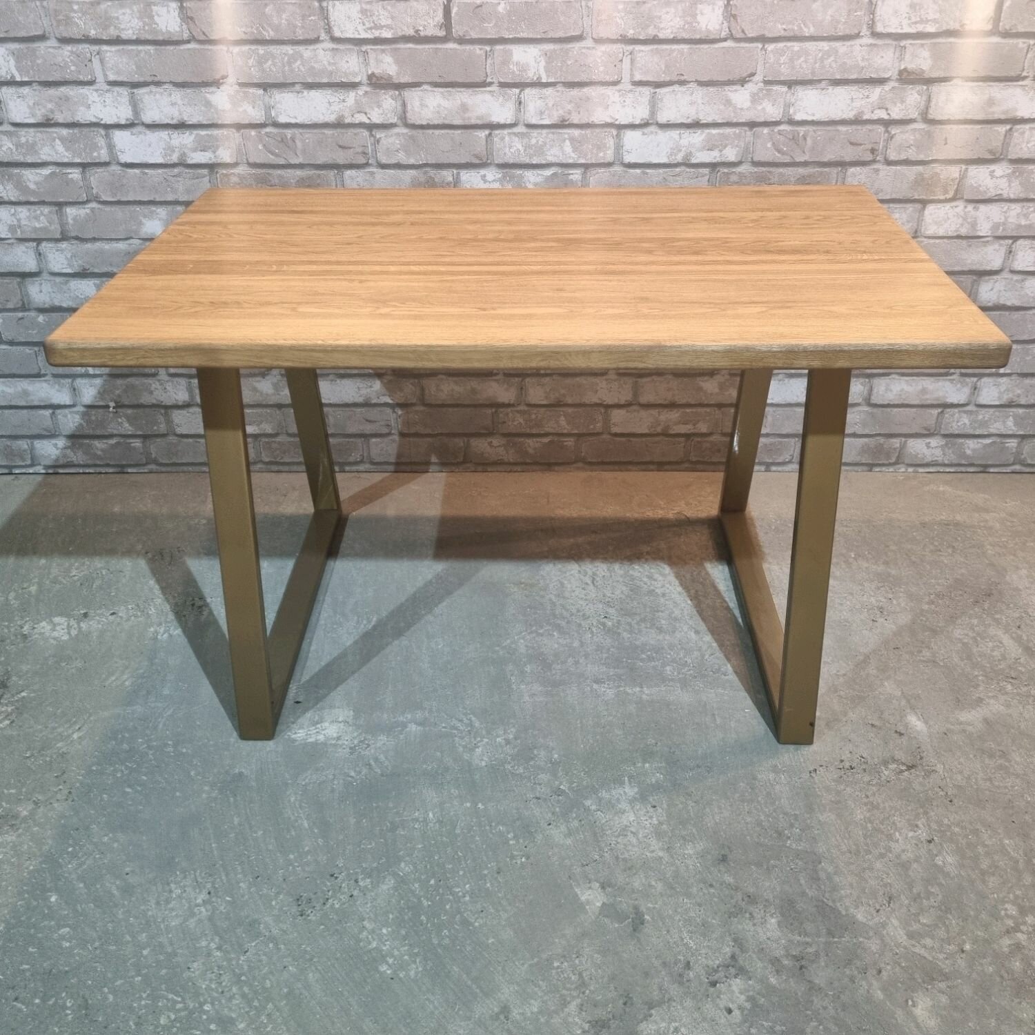 Письменный стол лофт Boss L-22, для дома и офиса, с размерами 150х75х60 см