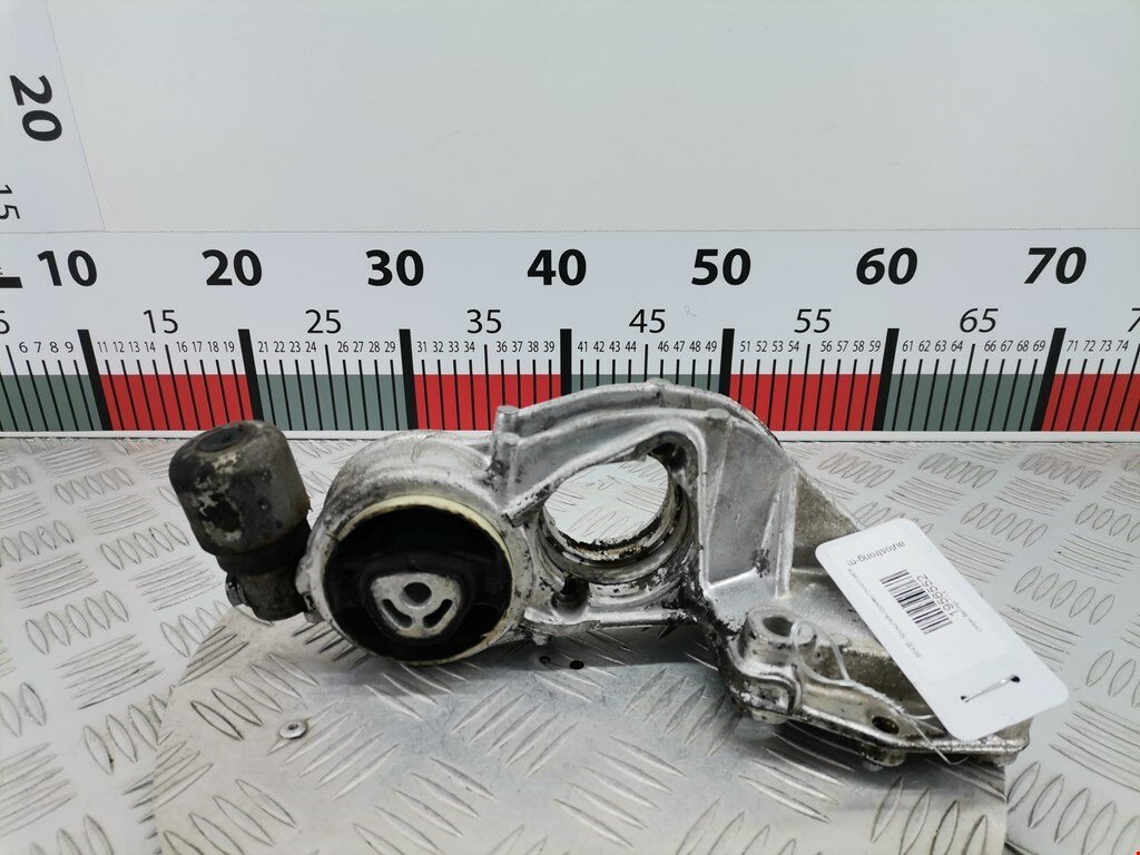 Кронштейн промежуточного вала Citroen Berlingo 1 арт. 1956552