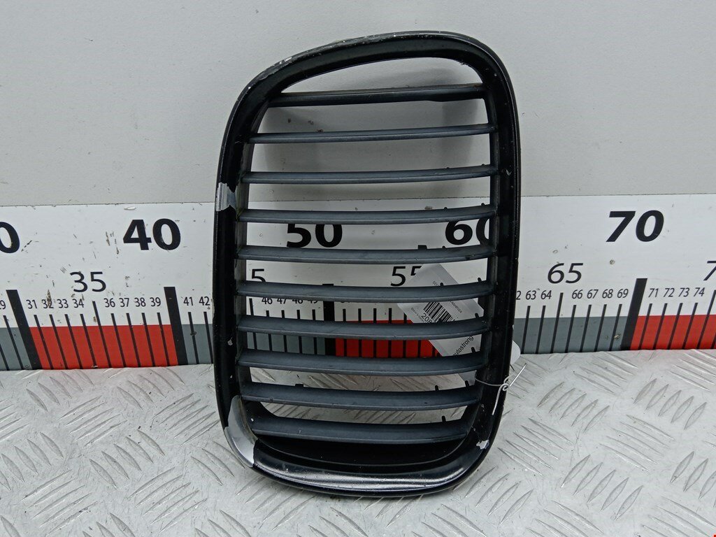 Решетка радиатора BMW 5-Series (E39) 51138159316 арт. 2081345