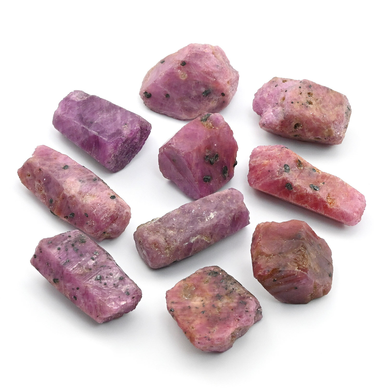 Минерал рубин 10*10*18мм. 6-6,99г .