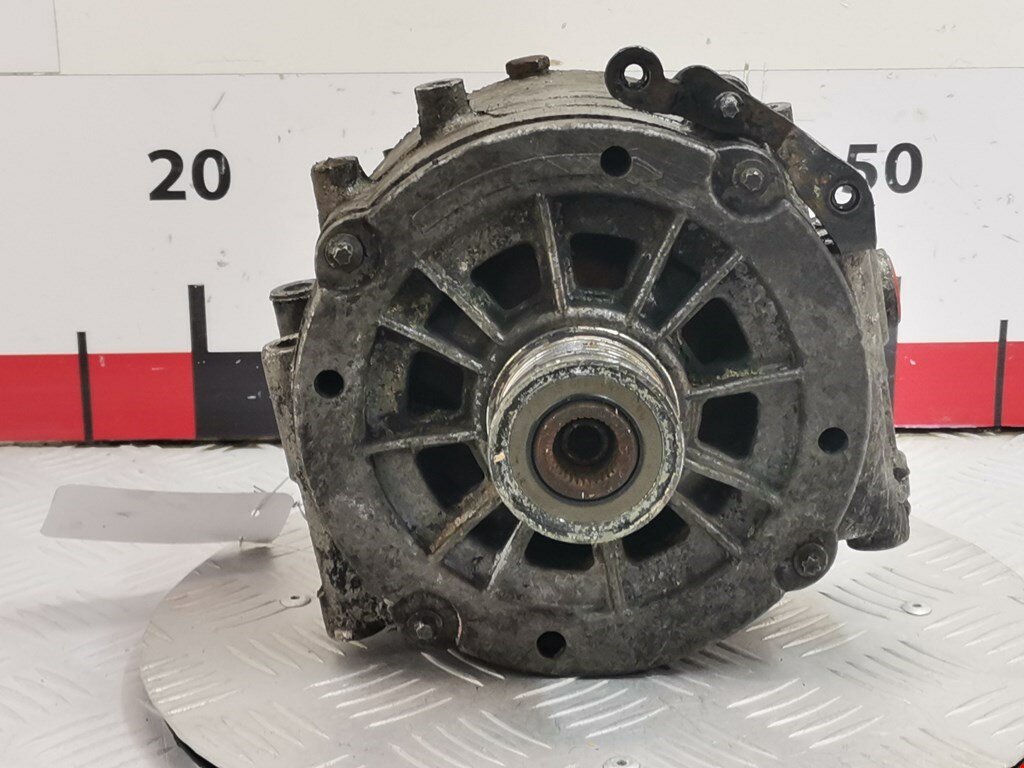 Генератор Mercedes C-Class (W203) A0001502550 арт. 1416174