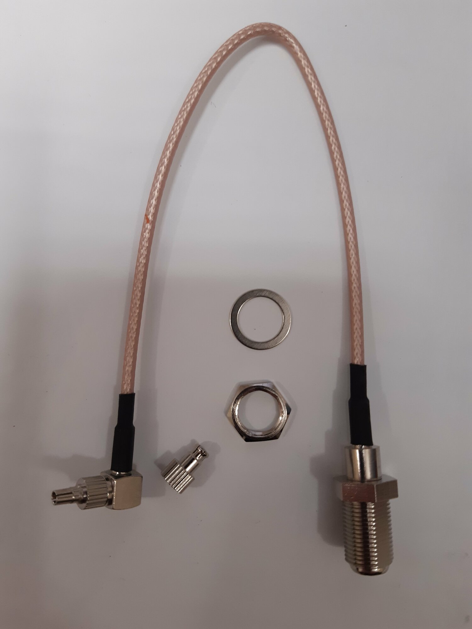 Пигтейл F мама - CRC9/TS9 угловой на 2 разъема 15 см.