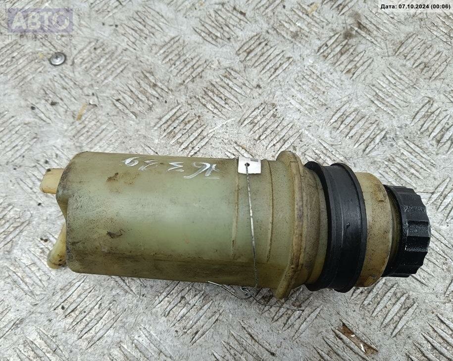 Бачок гидроусилителя Volkswagen Passat B3