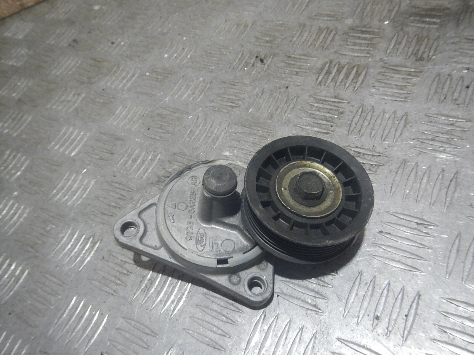 Б/У Ролик-натяжитель, Ford (Форд)-C-MAX (03-11) FORD C-MAX (03-11) Без повреждений. 351957 FORD арт. 97BB6A228AG