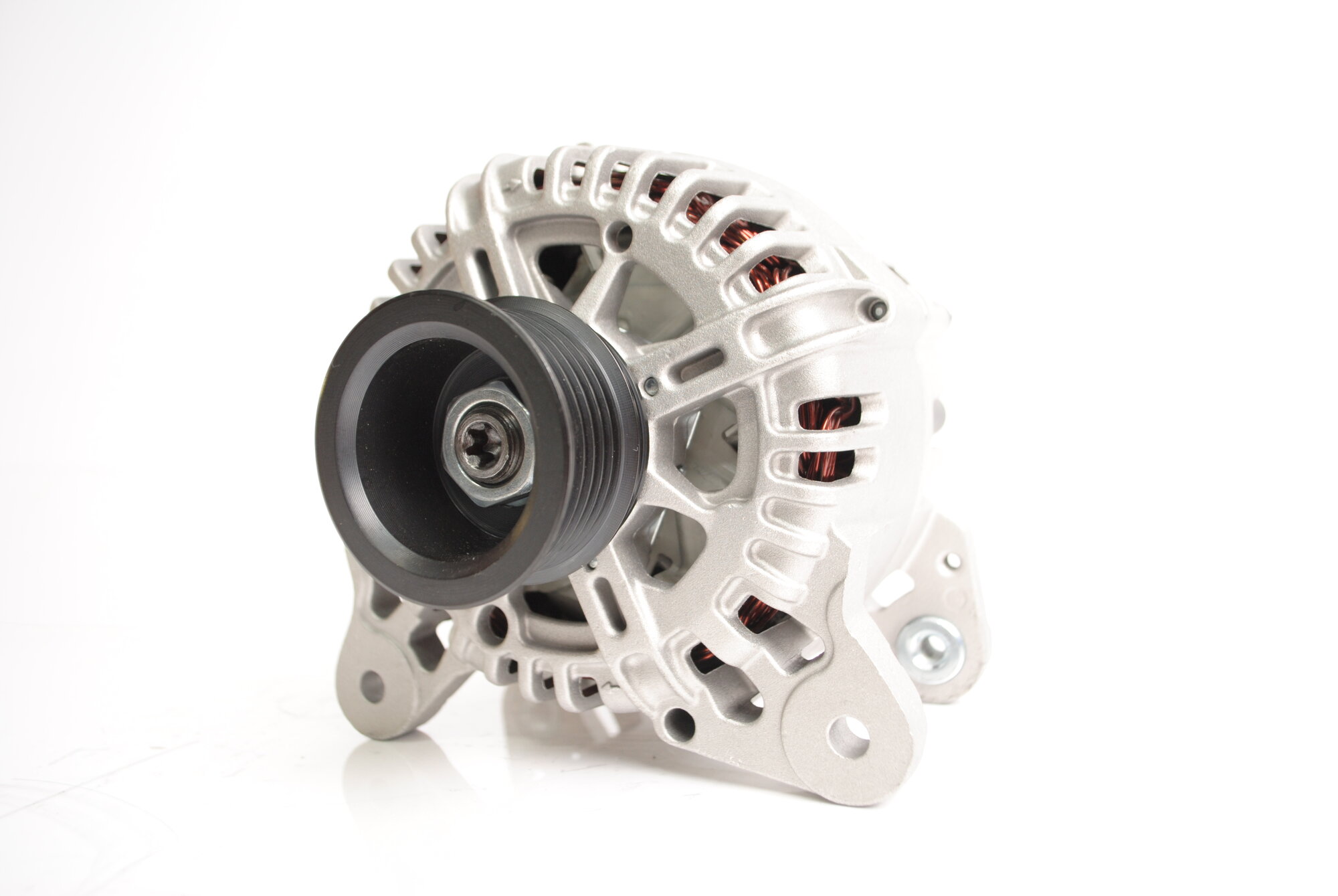 Генератор 8200810621 Powertec Renault