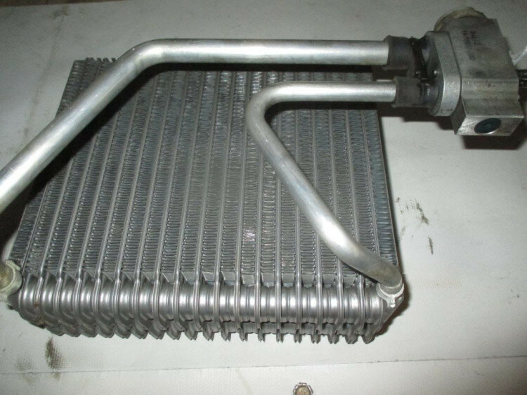 Радиатор испаритель кондиционера 53423062 96331058 8C12C4 Шевроле Реззо Дэу Такума с клапаном F