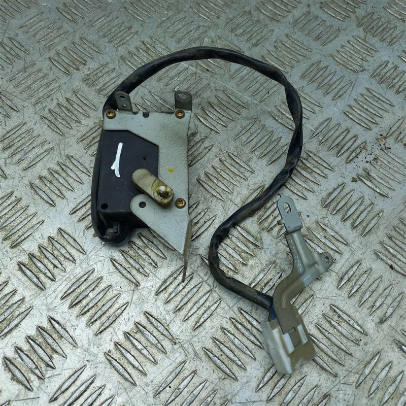 Б/У Моторчик заслонки печки Mazda Eunos 500 Xedos / Мазда Эунос 500 Кседос 2.0 KF 140 Л.С 1992