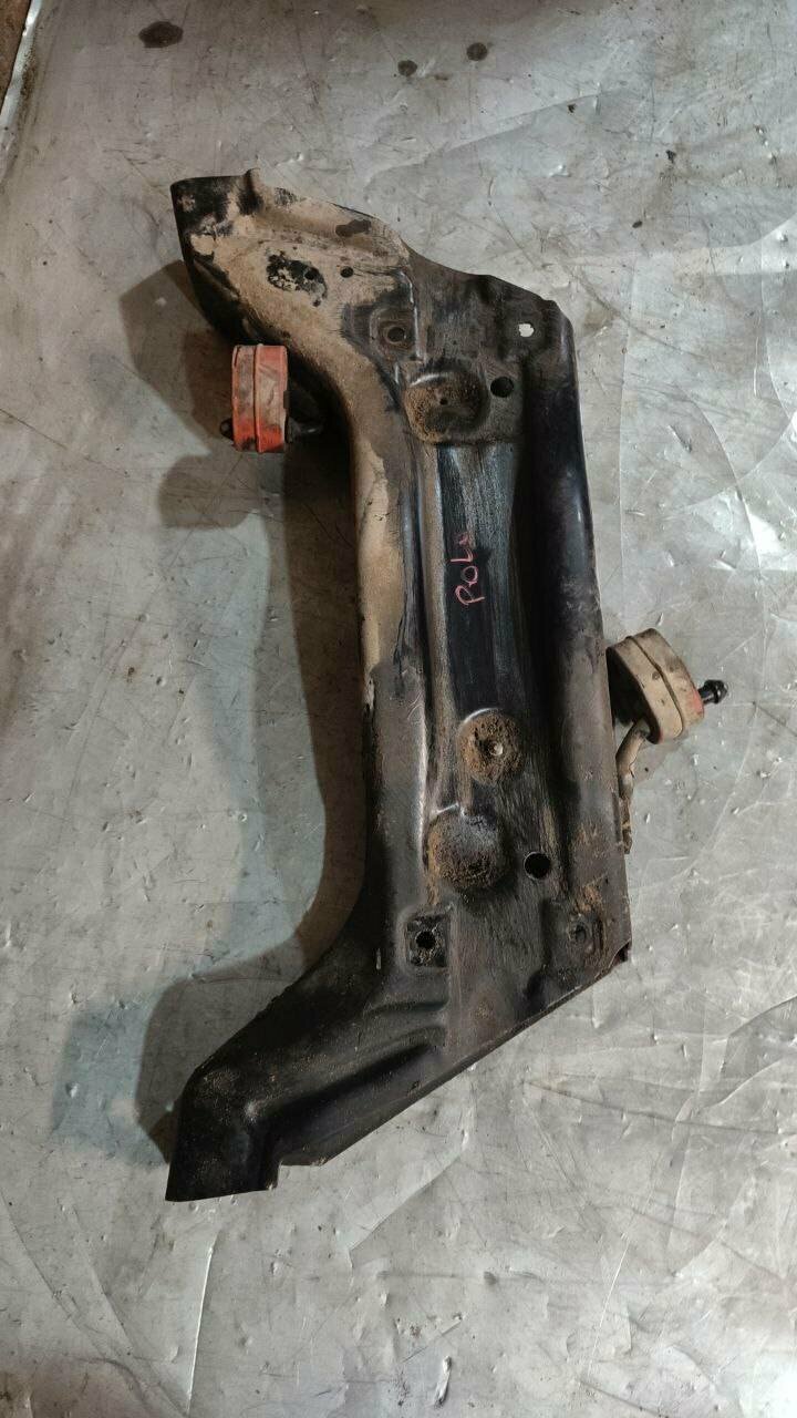 Передняя балка (подрамник) Volkswagen Polo 4 (2001 - 2005) 6Q0199347D