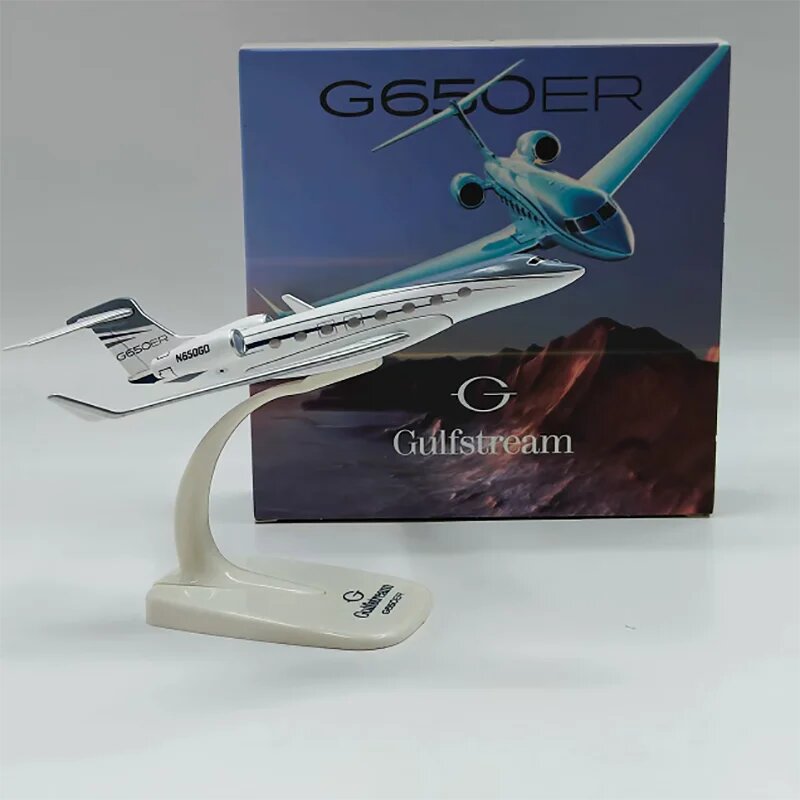 Модель самолета HYINUO Gulfstream Aerospace G650er металлическая 16 см
