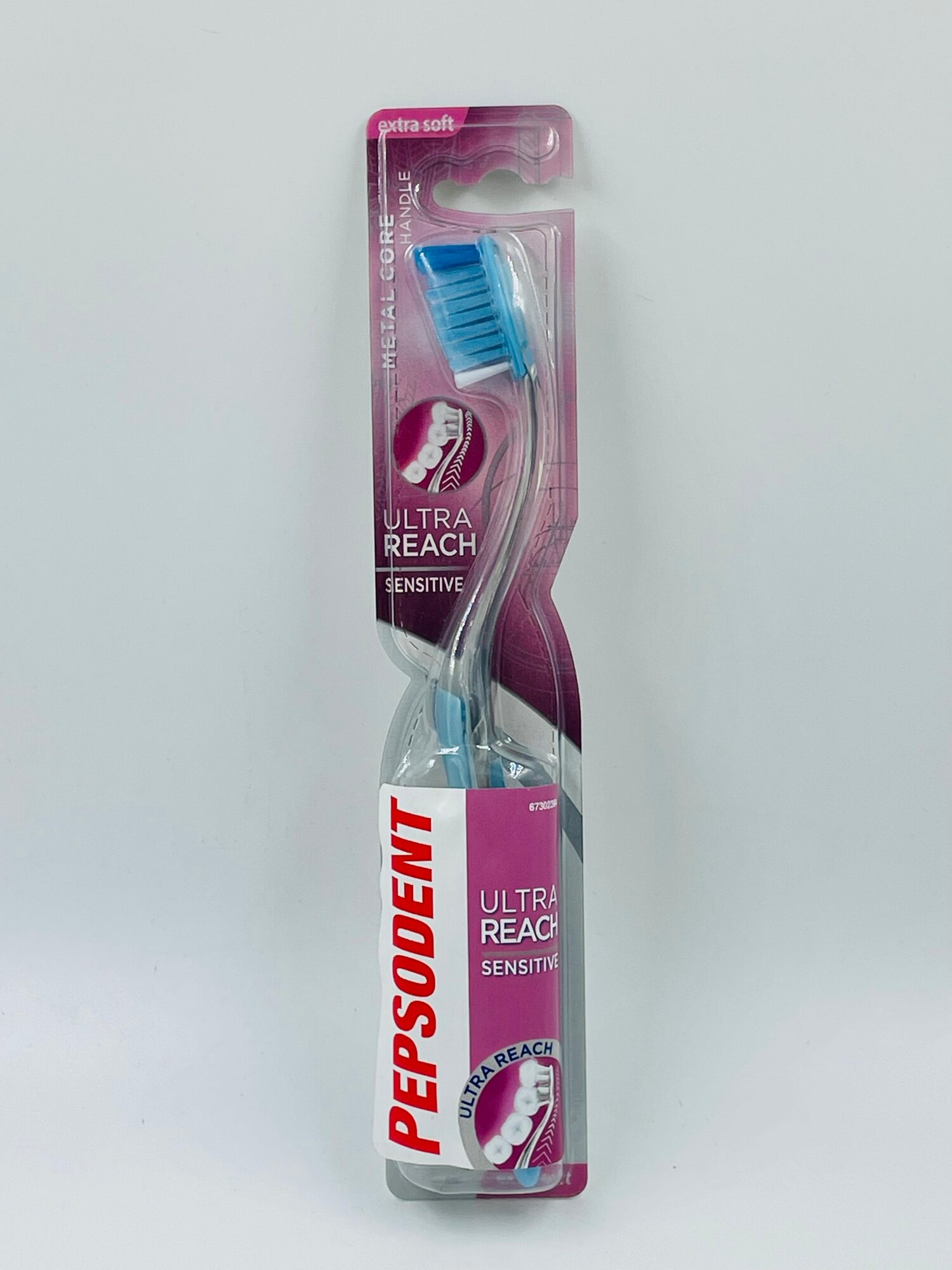 Зубная щетка Pepsodent Extra Soft Ultra Reach Sensitive (синяя) 1 шт (Из Финляндии)