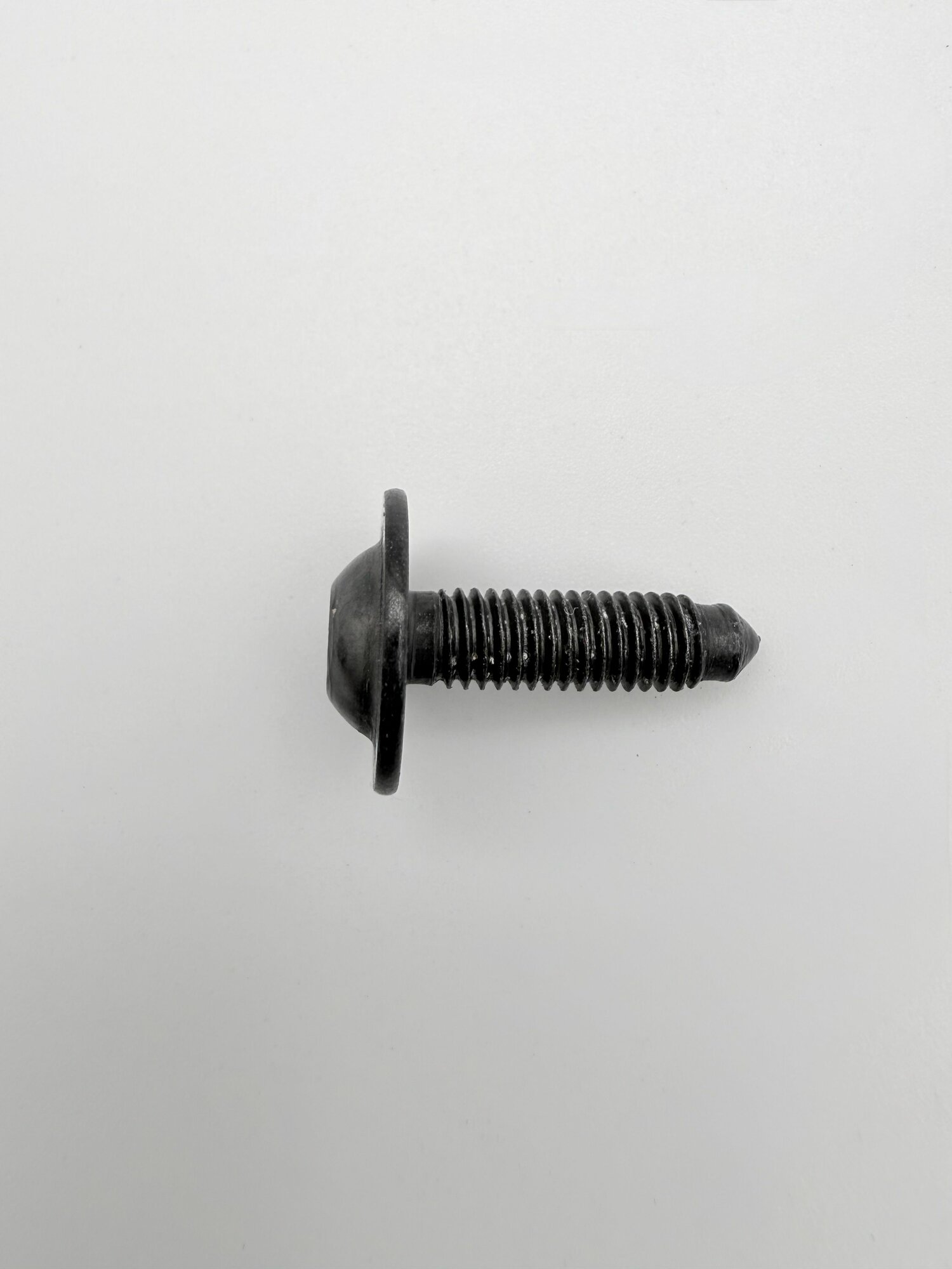 N90910102 Болт М5х18 VAG (10шт) оригинал, винт с цил. скруг. гол. и внутренним Torx T25 шестигранником, шаг резьбы 0.8