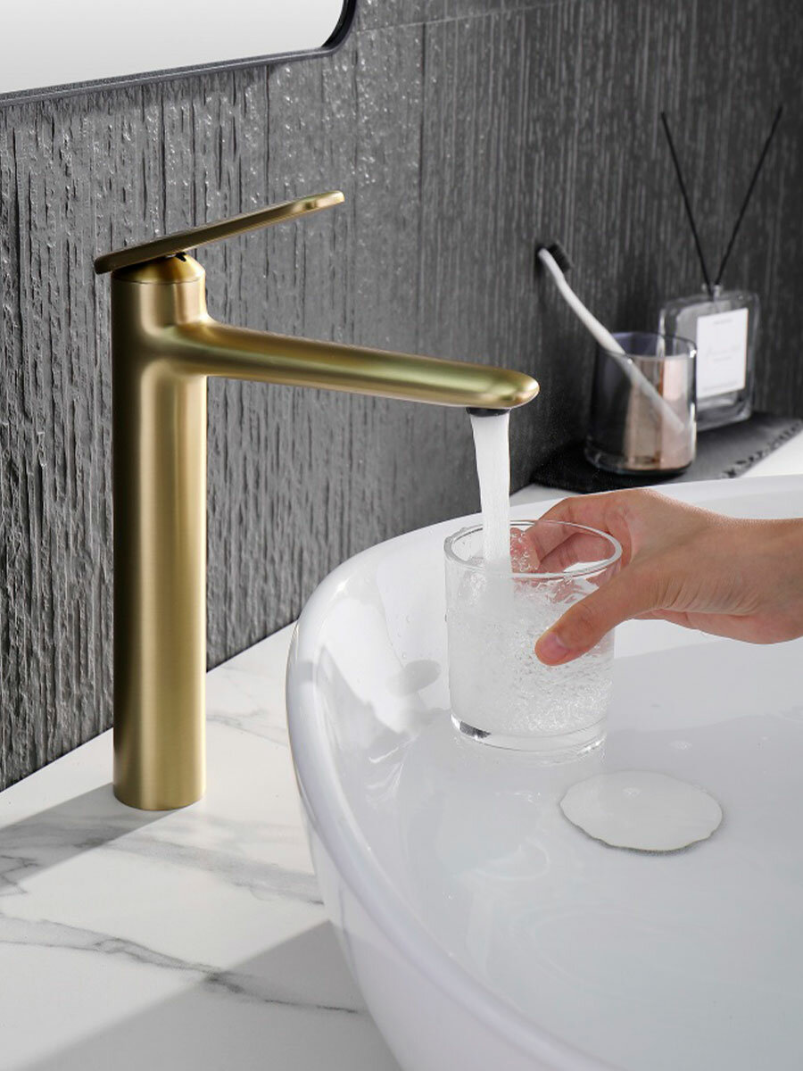 Смеситель высокий для раковины-чаши из латуни от бренда Ganzer GZ02112-S матовое золото